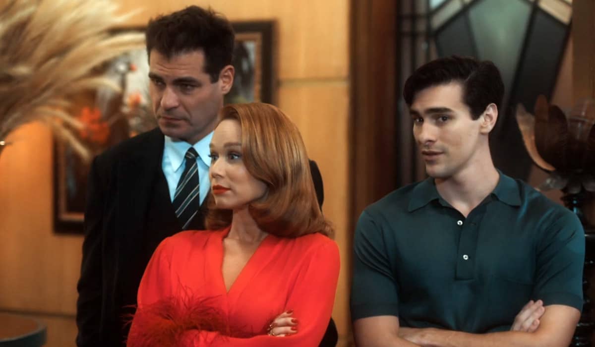 Ivan aconselha Gaspar a se proteger de Gilda em Amor Perfeito